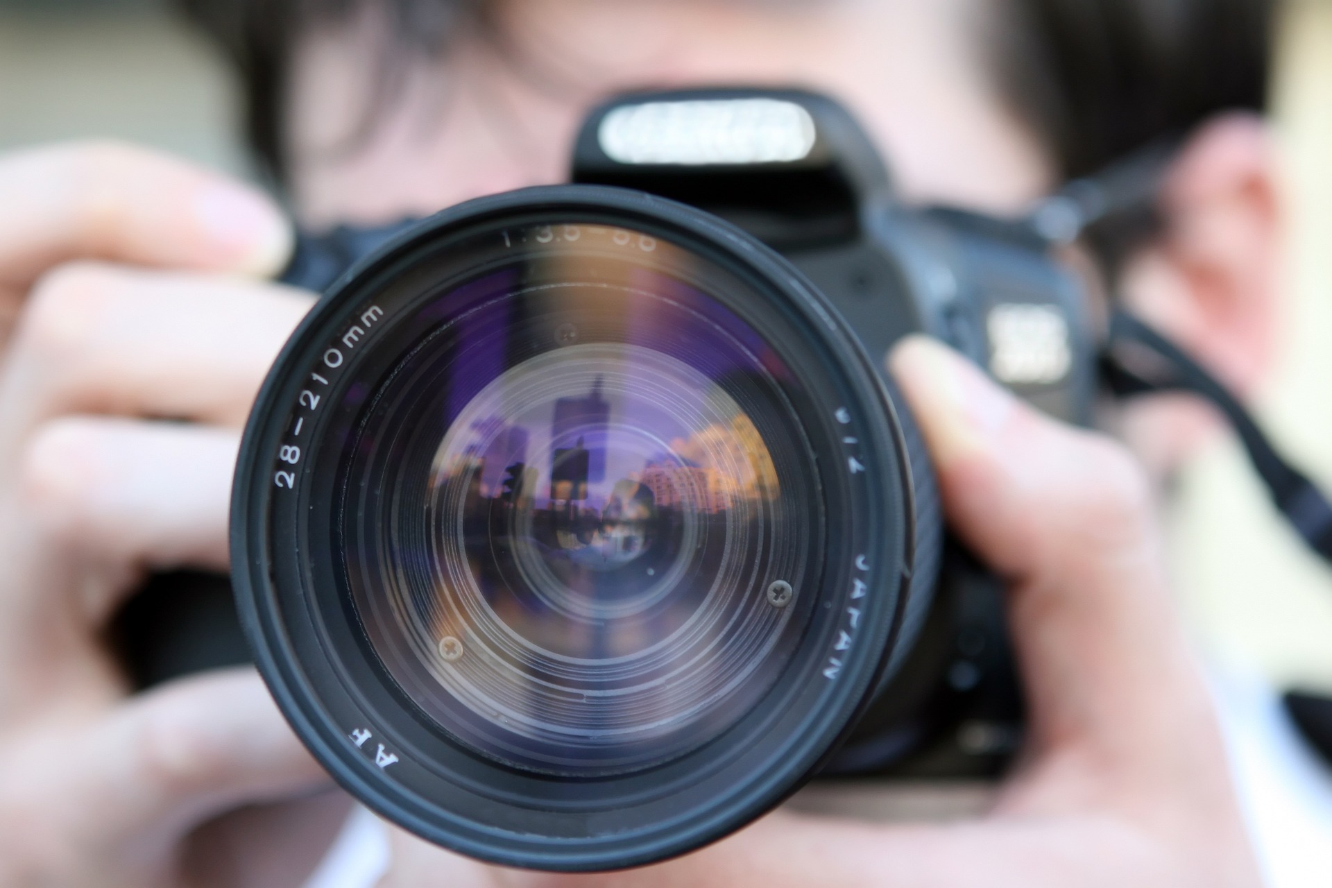 Photographer’s Vision Restored with Cataract Surgery at Optegra