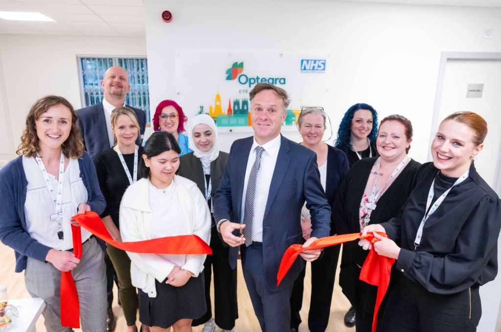 CLEAR VISION AHEAD FOR CATARACT PATIENTS THROUGHOUT YORKSHIRE - Optegra