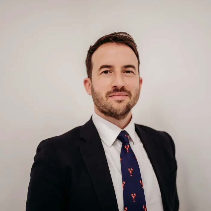 Mr Steven Naylor | Consultant Ophthalmic Surgeon | Optegra