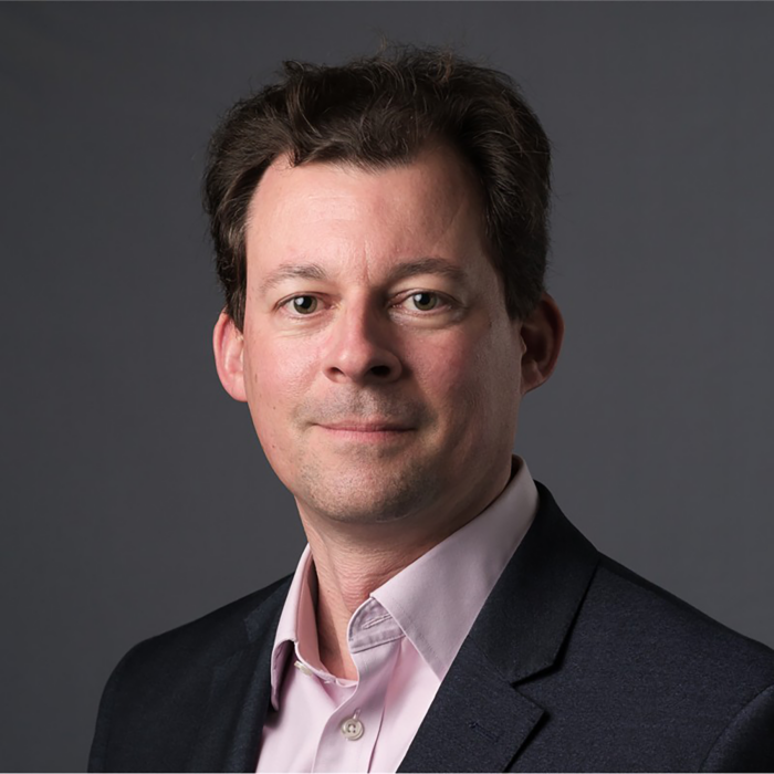 Mr Mike Adams | Consultant Ophthalmic Surgeon | Optegra